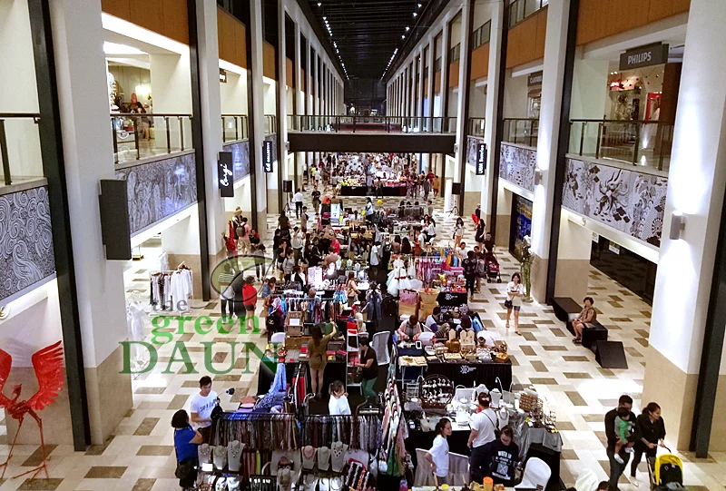 Indoor Mall Bazaar Big Bazaar May Soon Become Largest Grocery Seller